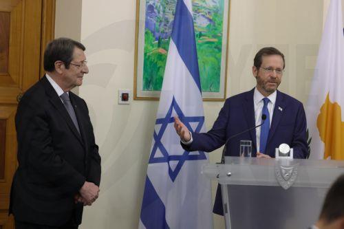 Cyprus President to meet with Herzog and Netanyahu, will be awarded ...