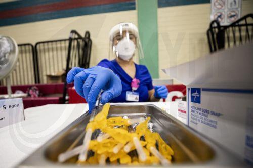 Male patient with monkeypox discharged and continues isolation at home