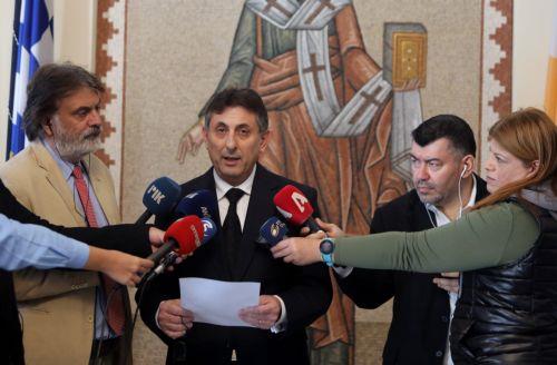 Έξι Ιεράρχες διεκδικούν τον αρχιεπισκοπικό θρόνο, παραδόθηκαν την Τρίτη ...