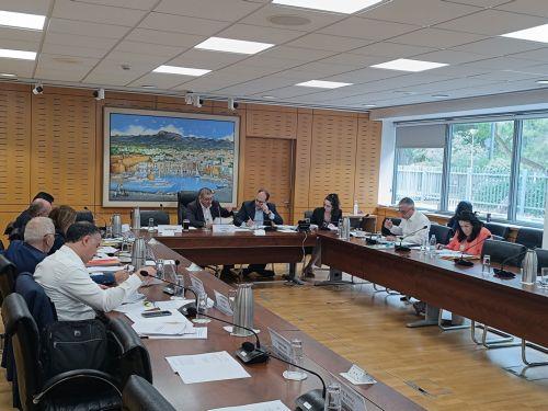 Στοιχεία για κατ’ εξαίρεση παραχώρηση τ/κ περιουσιών ζήτησε η Επιτροπή ...
